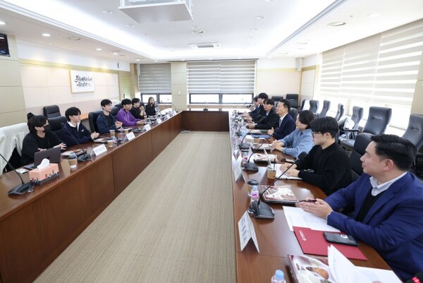 MSIT holds a roundtable with the student associations of 4 leading ...